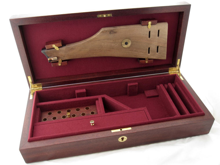 CMR Classic Firearms :: Luger Artillery & Navy Model Pistol Case.Ref.#O1d